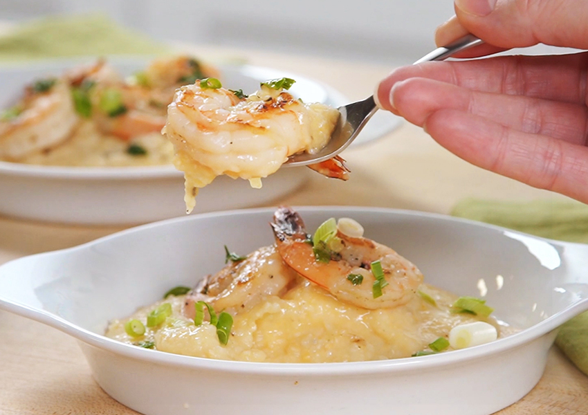 Shrimp and Grits - Chews Wisely Alabama